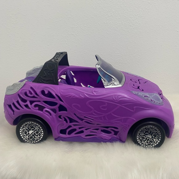 Mattel | Toys | Monster High Scaris City Of Frights Car Purple ...